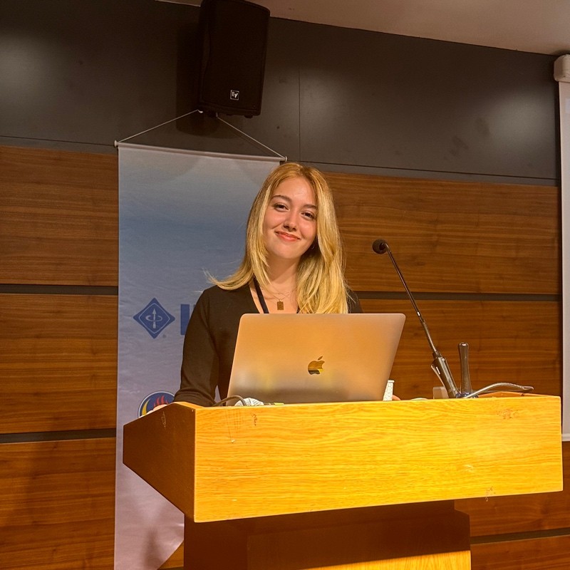 Karya Ercan / Portfolio